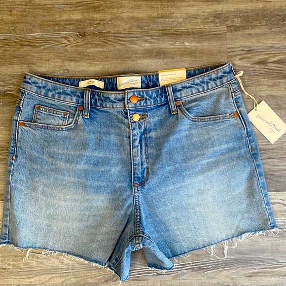 Universal Thread | Shorts | Nwt Universal Thread Midi Denim Shorts 4 ...